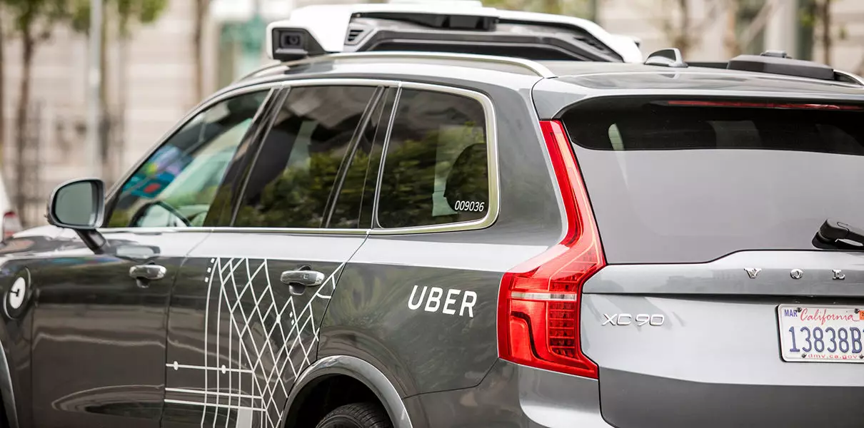 Uber bosh direktori Dara Xosrovshaxi mashinalar uchadigan kelajak haqida gapiradi