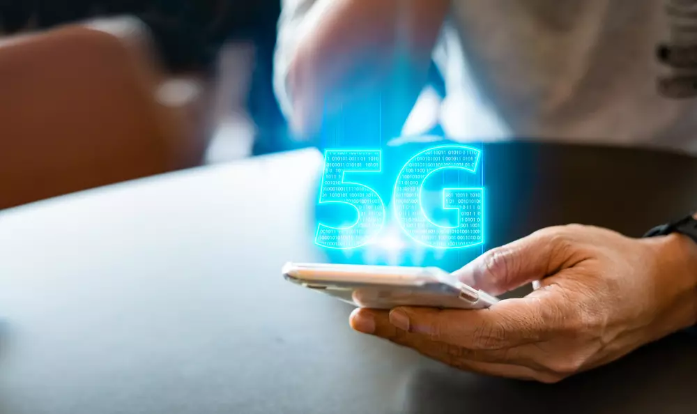 Russian scientists are developing an algorithm that will allow mobile operators to share 5G networks and lease their frequencies