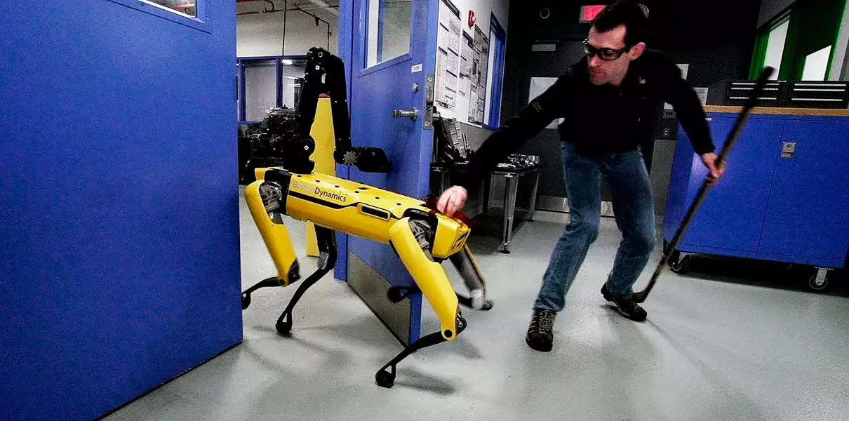 Boston Dynamics โชว์หุ่นยนต์วิ่ง Atlas ของมัน 107824_1