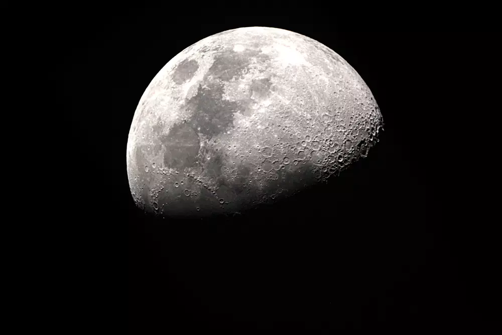 Роскосмос ће саградити посећену базу на Месецу. На томе ће радити роботски аватари