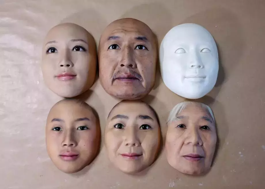 Japonè yo te kreye etranj mask hyperrealistic pou fòmasyon sistèm rekonesans figi