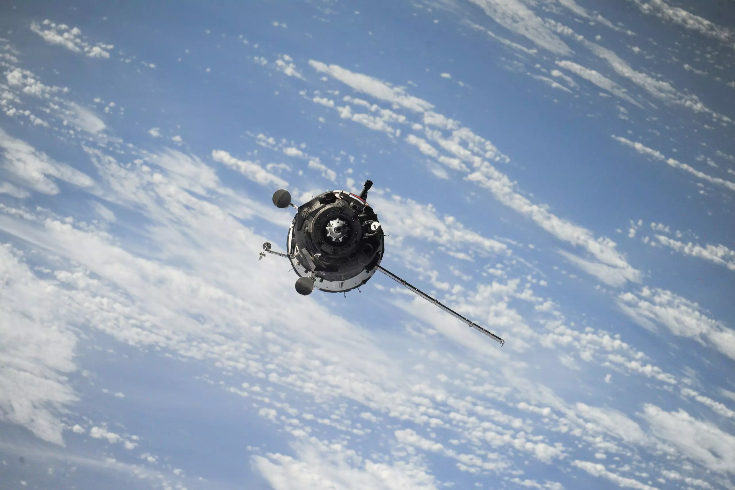 מגע עם החלל: כיצד תקשורת לוויין תספק אינטרנט מהיר לכל תושבי כדור הארץ 41277_4
