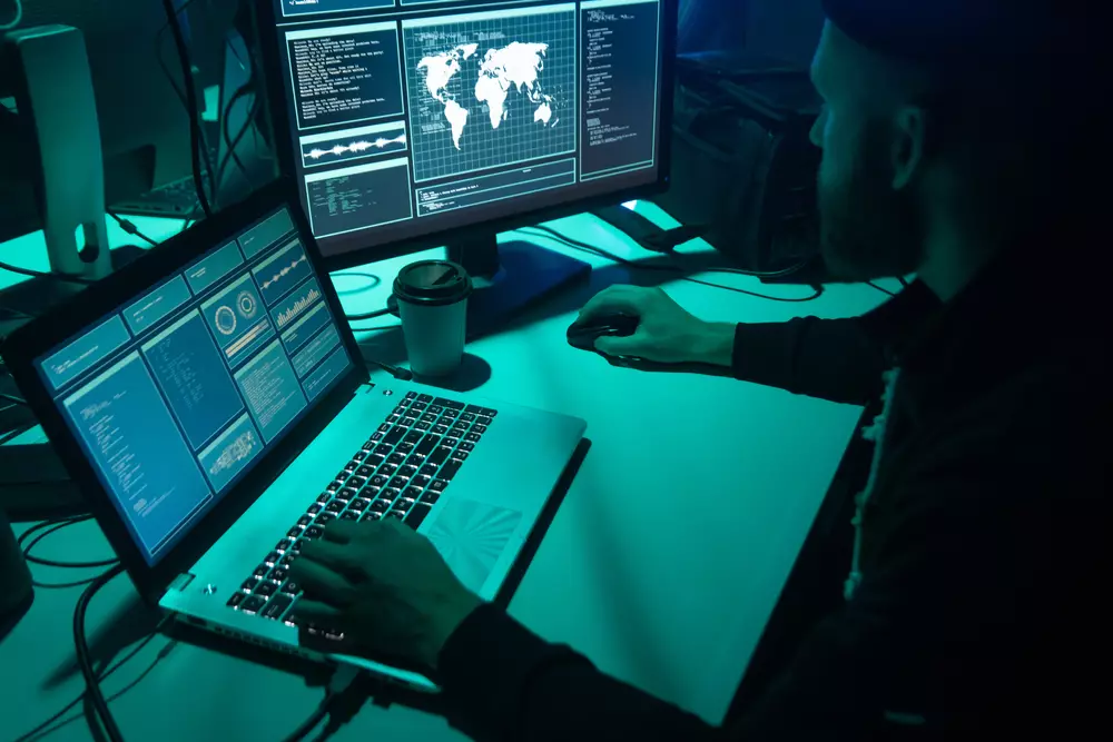 Hackers Russi ġew akkużati li hacking it-Teżor Amerikan. Min sofra u x'għandha x'taqsam miegħu r-Russja? 42175_0