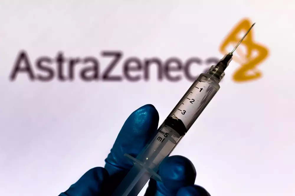 AstraZeneca nyarioskeun upami vaksinna ngalawan galur coronavirus énggal bakal épéktip