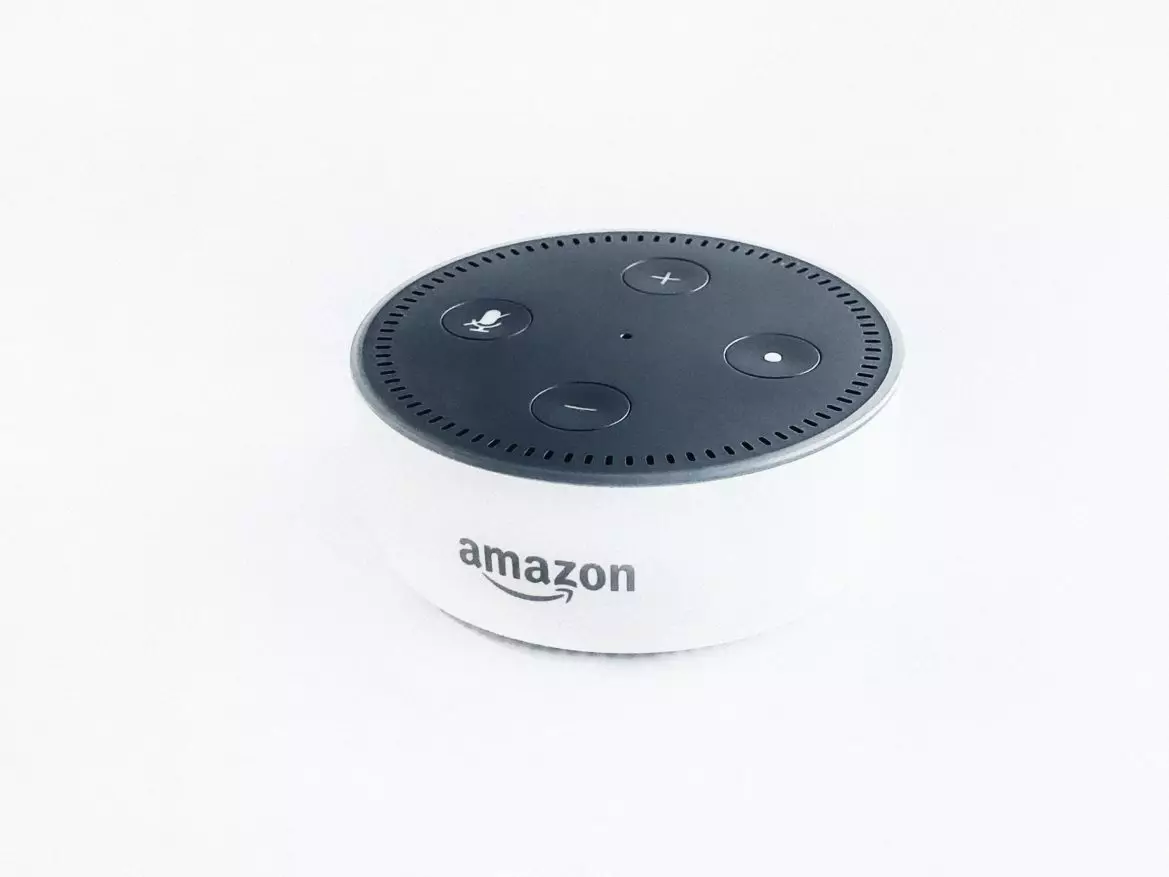 Alexa is geleer om asem te haal tydens pouses en meer natuurlik te praat