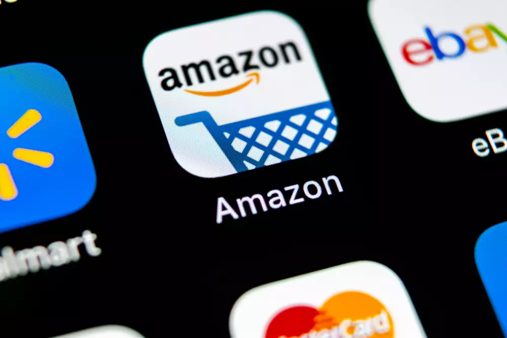 Le marché des faux avis sur Amazon a été exposé. Comment ça fonctionne