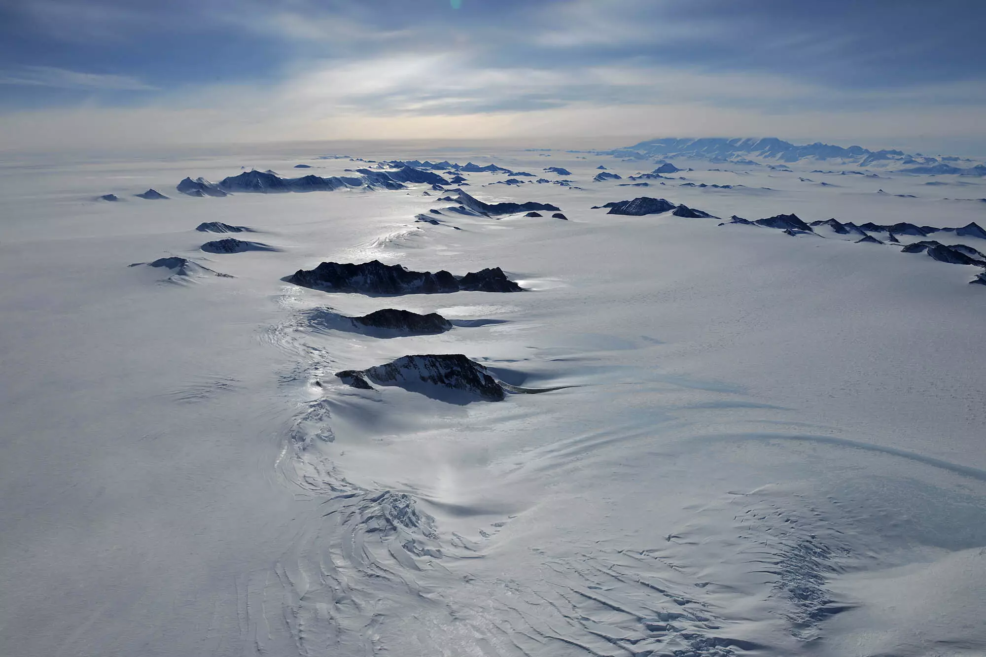 Lagos sob o gelo da Antártica tornaram-se habitáveis