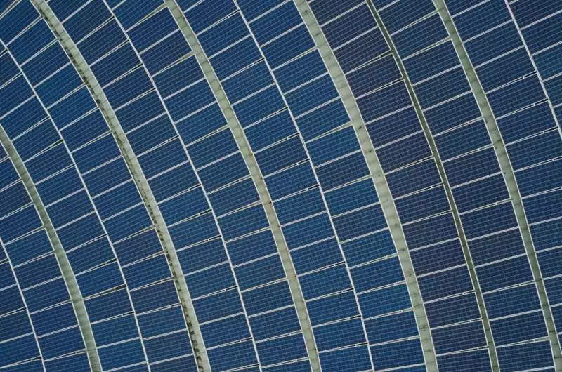 L'une des plus grandes fermes solaires au monde lancée à Singapour