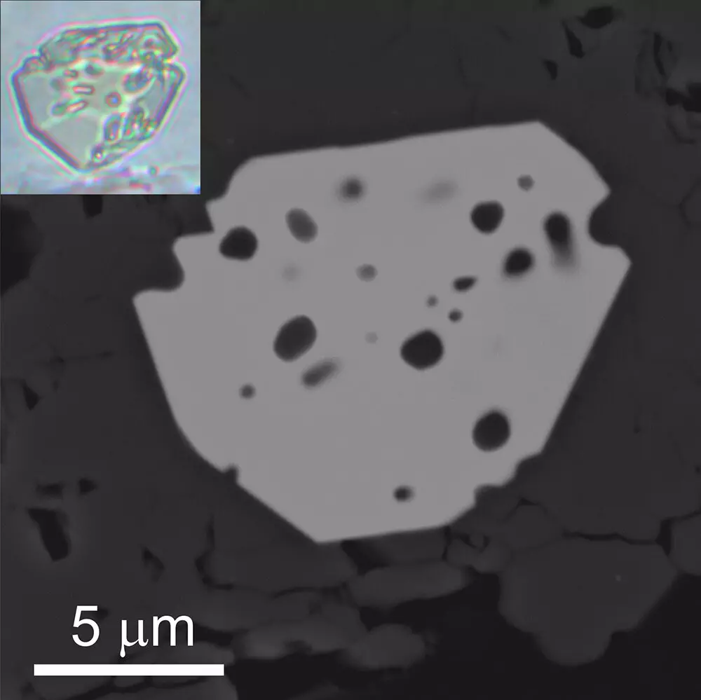 Russiske forskere opdagede et nyt mineral og opkaldte det efter en geolog fra USA 42983_2