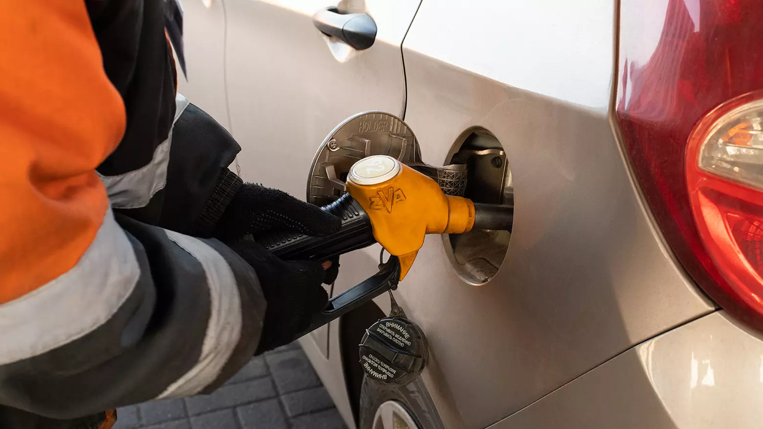 Lucht, vet, alcohol en waterstof: op zoek naar een alternatief voor benzine