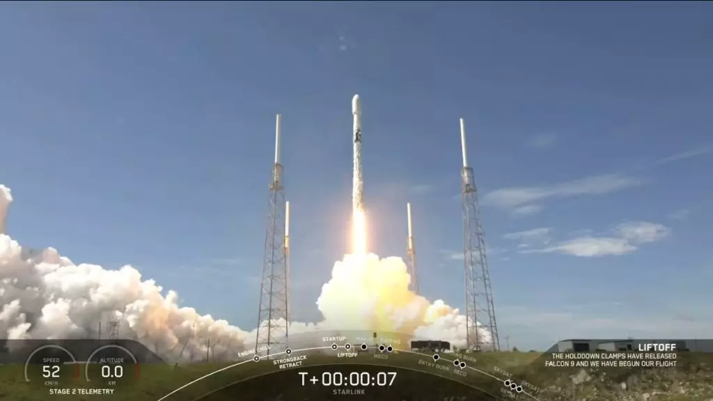 Watch SpaceX launch two launch vehicles on the same day