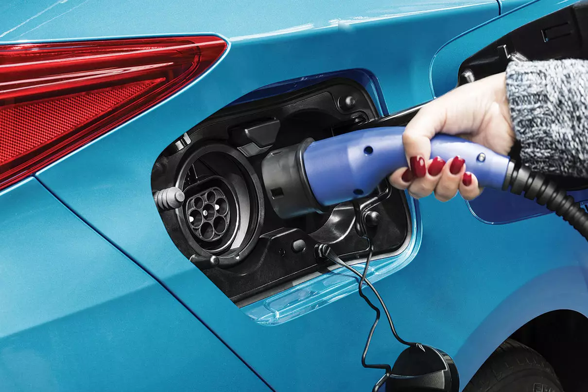 Prius piątej generacji może być hybrydą typu plug-in 50541_2