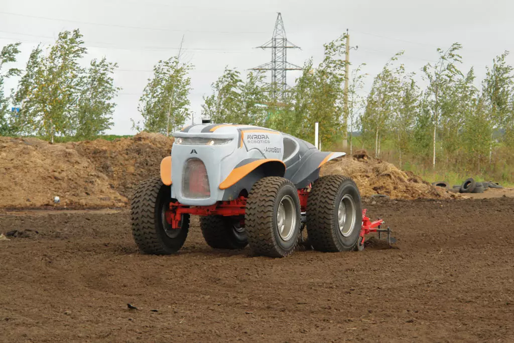 Trasformare un trattore in un drone: come una startup di Ryazan sta rivoluzionando l'agricoltura 52360_4