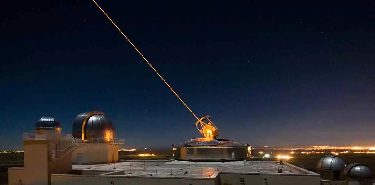 Čínští vědci vytvořili laserové zbraně. Jeho poloměr zasažení přesáhne 800 metrů 53144_1
