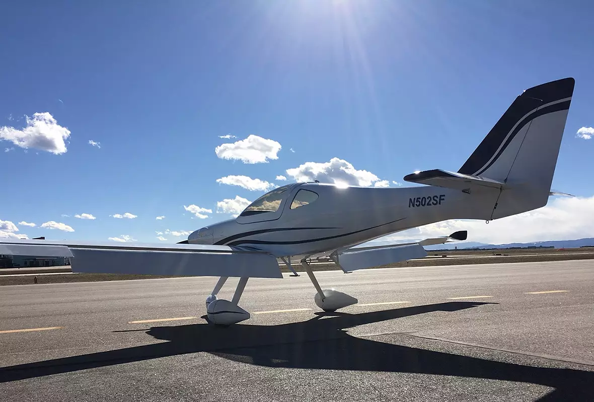 Concepto de avión eléctrico de la NASA con 14 motores 54956_1