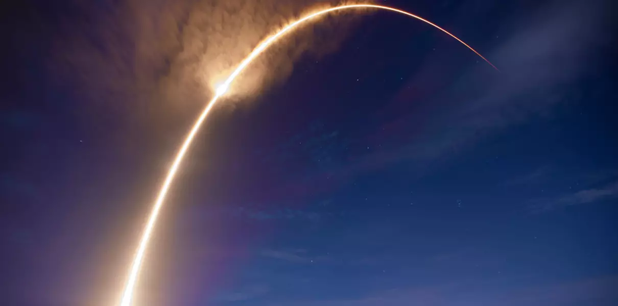 SpaceX ne pourra pas redémarrer Falcon 9 en raison de graves dommages 58083_1