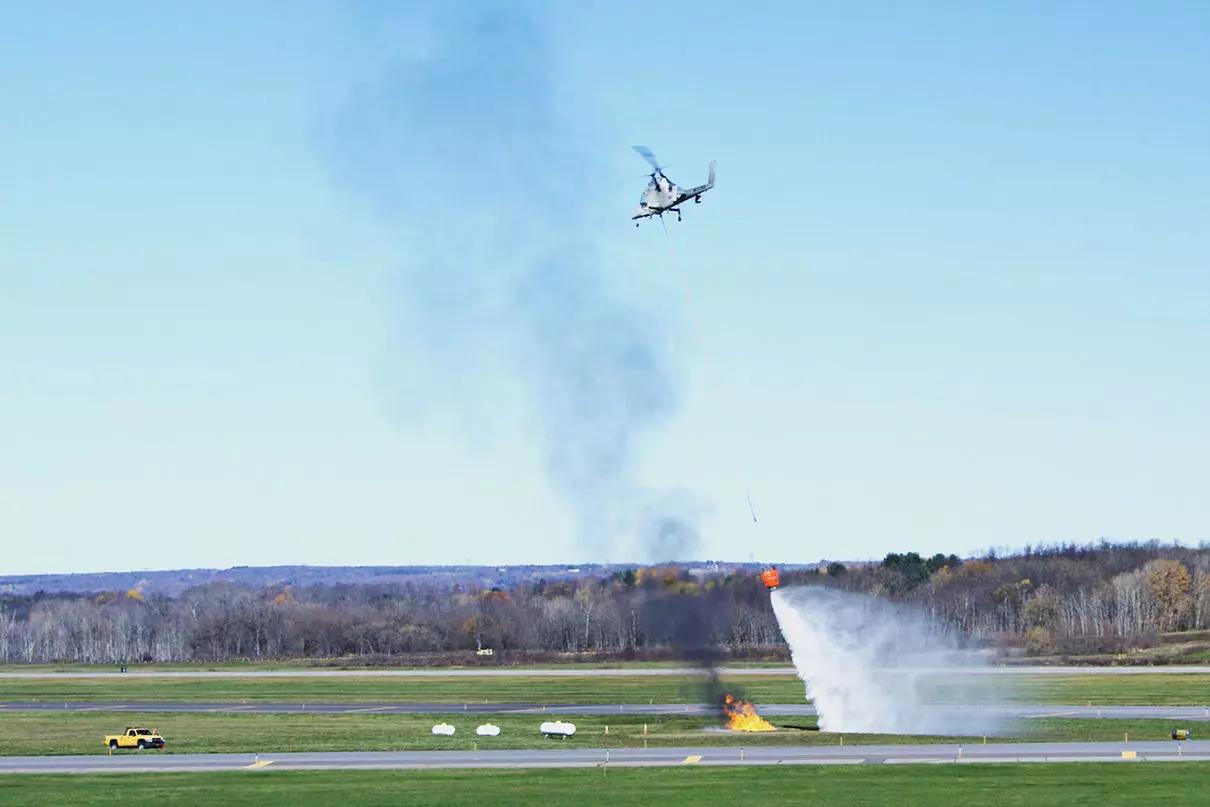 Lockheed Martin o hlahisa li-drones bakeng sa ho loantša mollo 61476_1