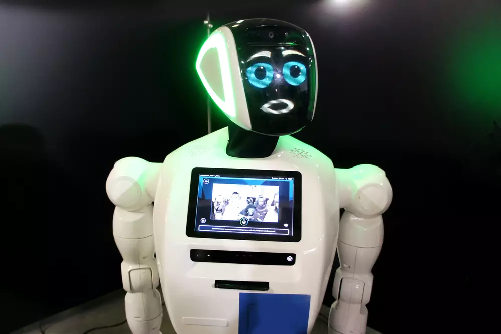 Olùgbéejáde naa ni ina fun igba akọkọ ninu itan -akọọlẹ nipasẹ robot kan. Awọn alaṣẹ ko le ṣe idiwọ fun u 63094_1