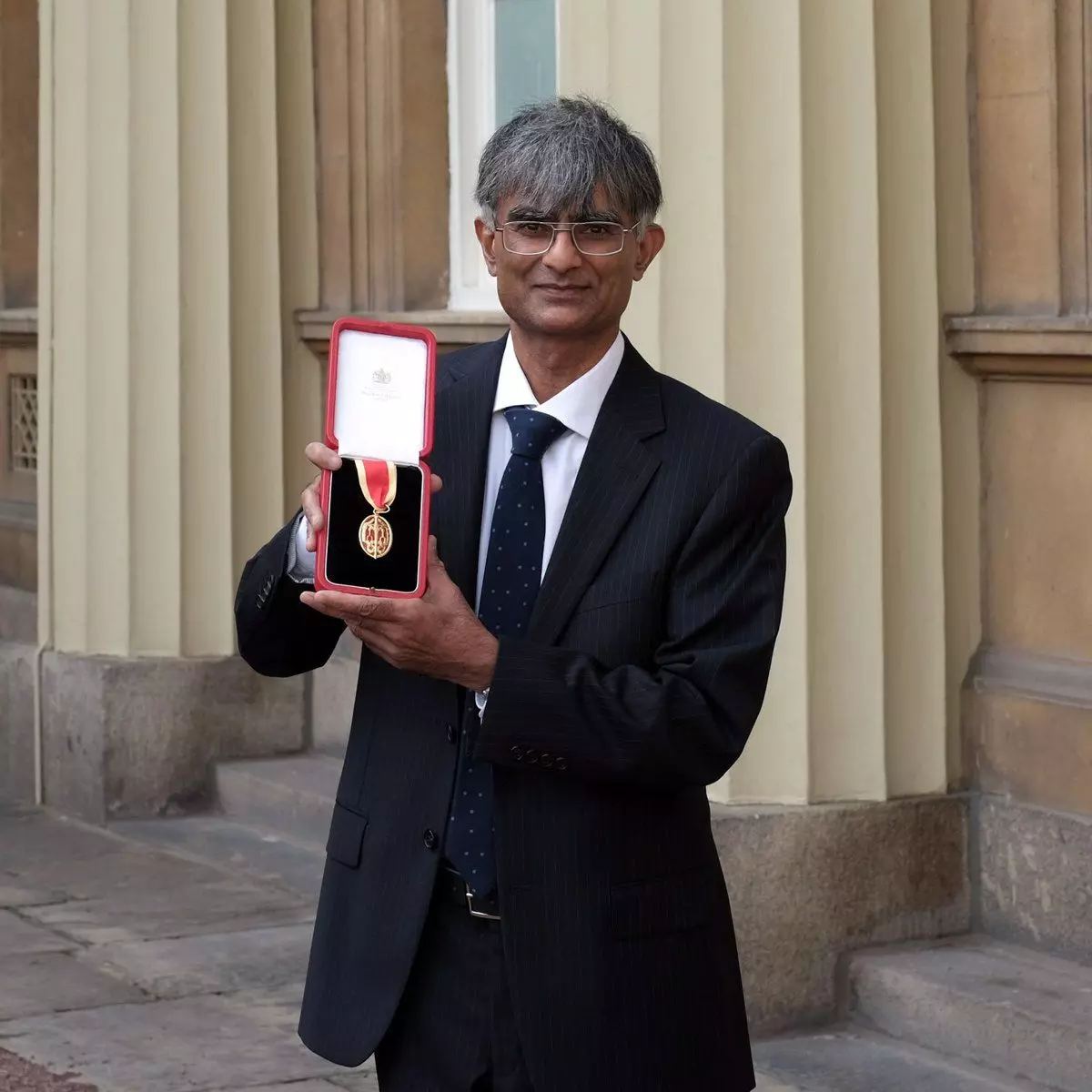 Sir Harshad Badehia - op de kugelséchere Weste vun der Zukunft, russesch Mathematiker a Metallurgie 63127_4