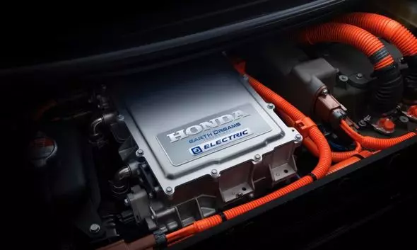 Honda introduċiet karozza elettrika ġdida 64197_4