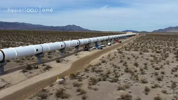 Hyperloop One ha mostrato le immagini della pista di prova in Nevada 65937_3