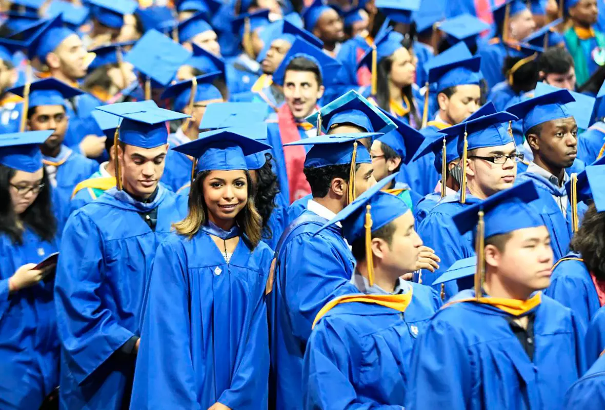 Wie Hi-Tech einem Studenten half, ein Technologieunternehmen zu gründen 66335_1