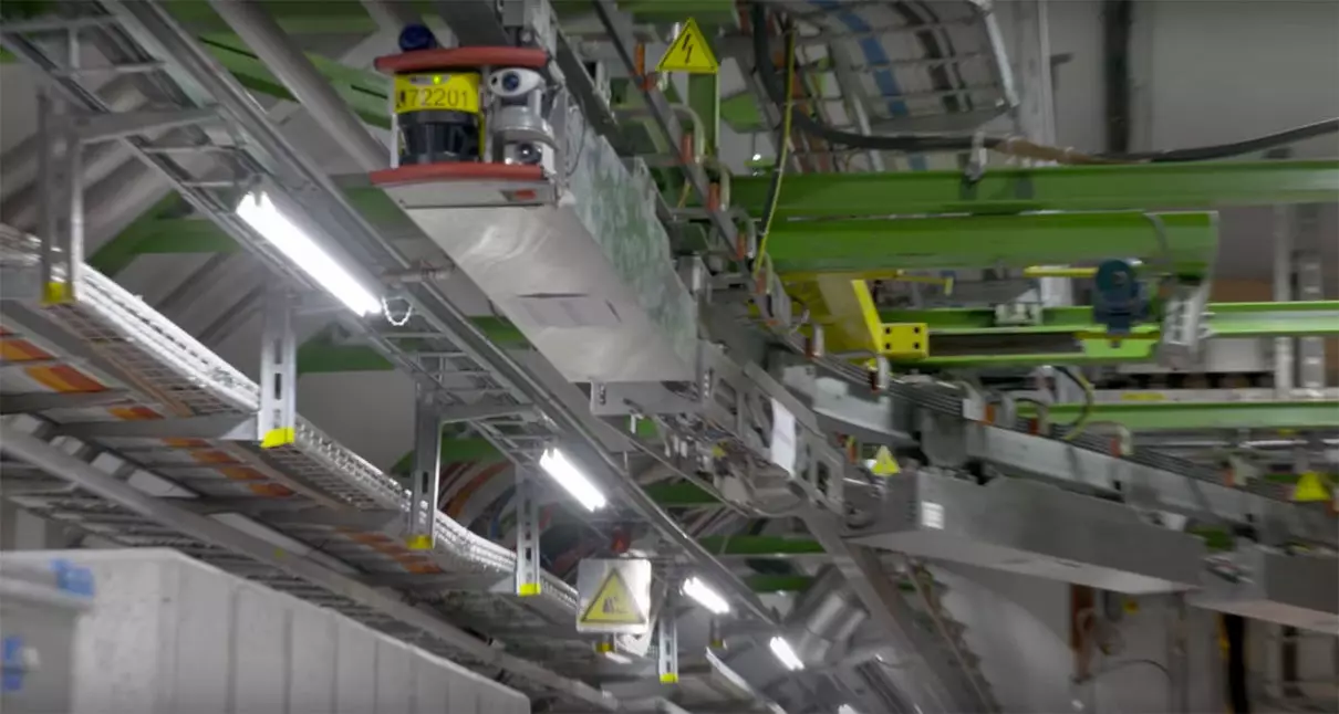 CERN จะใช้เครื่องตรวจสอบหุ่นยนต์สำหรับ Hadron Collider 66499_1