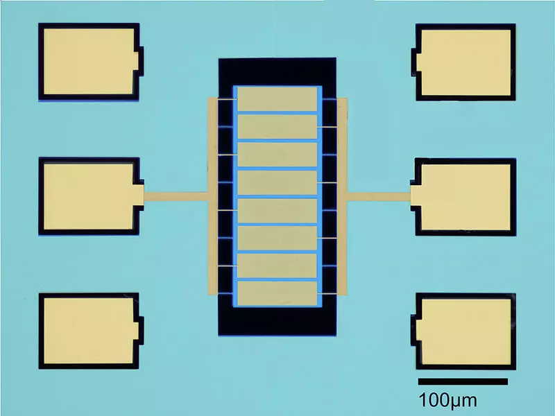 Meitsje in mikromechanyske resonator dy't enerzjy ûntfangt troch de loft 69274_2