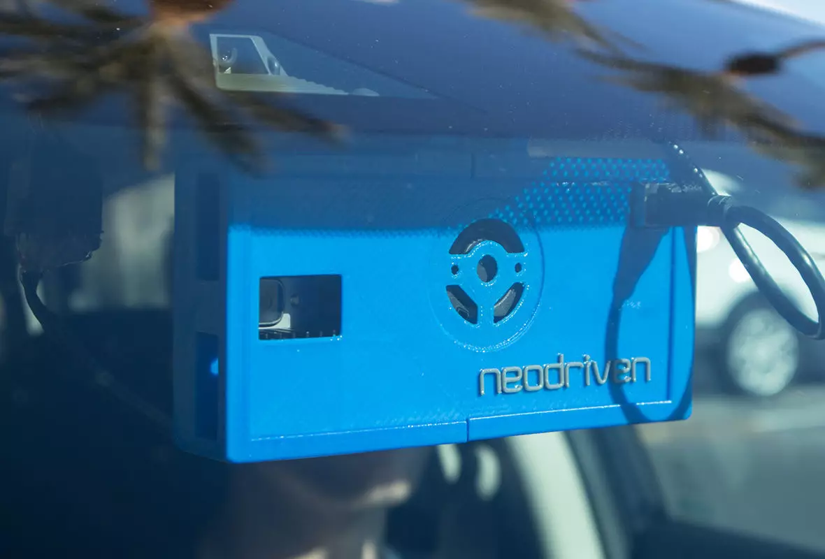 Neodriven 基于 George Hotz 的开发创建了一个自动驾驶系统 70587_2