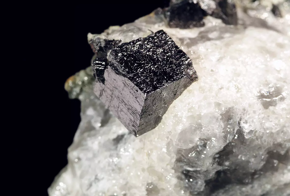 Perovskite ya sugu ya joto iliyoundwa 71330_1